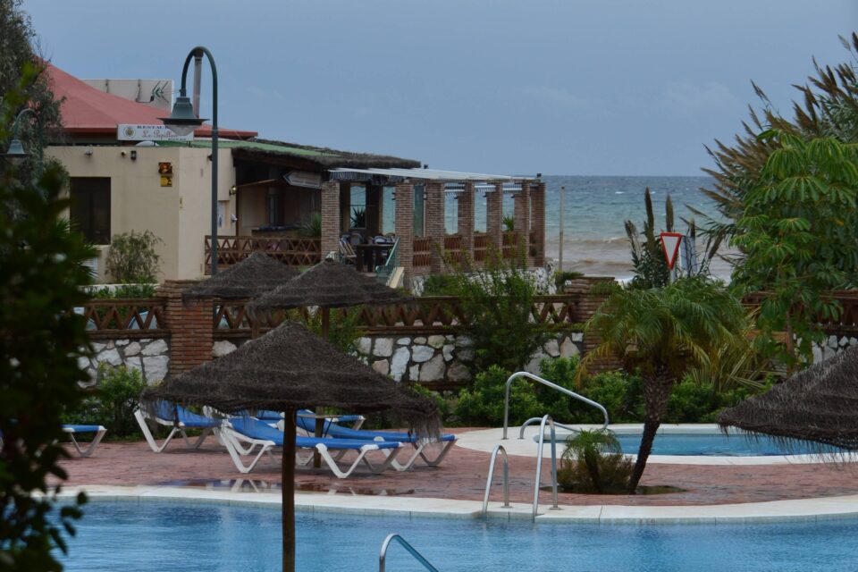 CHI – Beach Resort - Harry's Travel Guide